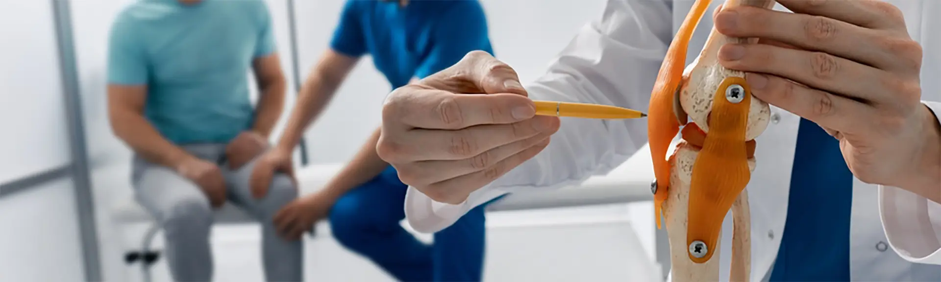 Hidartroza (apa la genunchi): cauze, preventie, tratament | Kinetic.ro