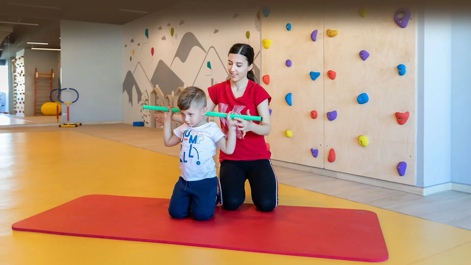 Scolioza: cauze, diagnostic, tratament, exercitii | Afectiuni tratate ...